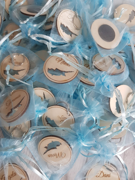 Personalised Country keyrings or magnets – Catsi Creative